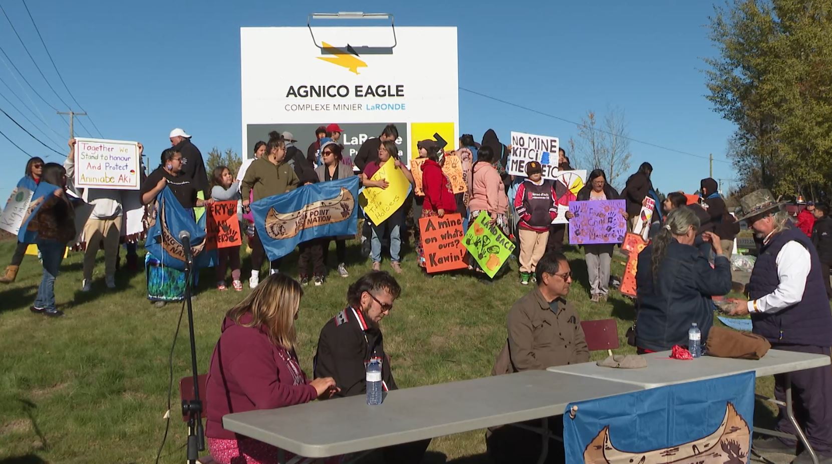 Premières Nations : Winneway hisse son drapeau à Preissac - Noovo ...